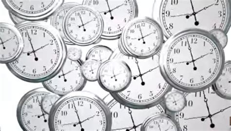 Modern Wall Clock Decor