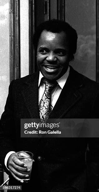 Frank Yablans Photos And Premium High Res Pictures Getty Images