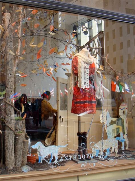Fall Window Display Ideas