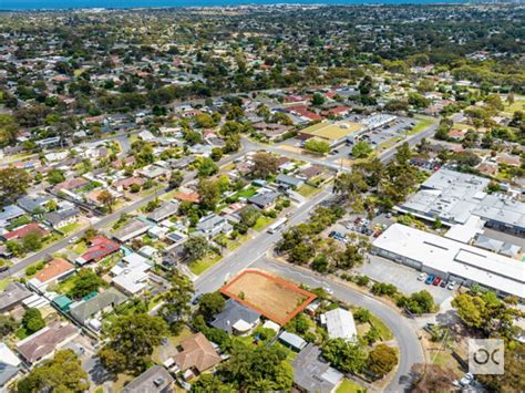 64 Collins Parade Hackham Sa 5163 Domain