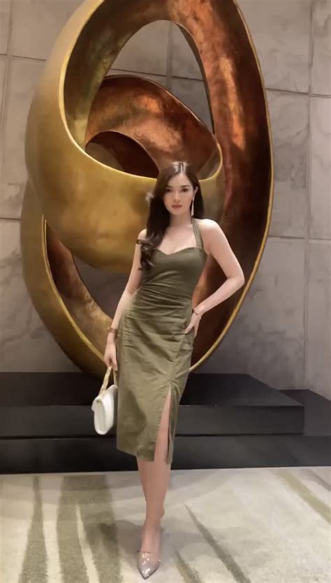 Casey Midi In Olive Souvie