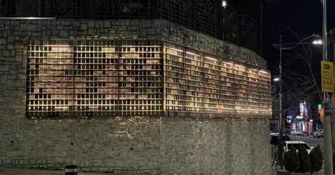 대구 북구 대현동 아파트 담장 예술작품으로 새 단장