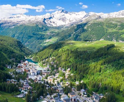 Skiing In Madesimo Madesimo