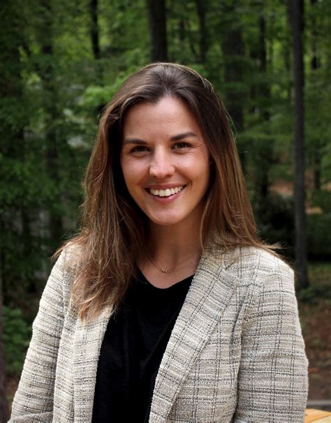 About Lauren BIRCH THERAPY