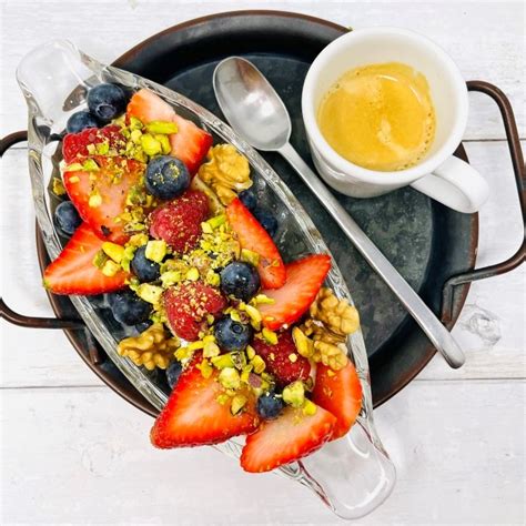 Banana Split Breakfast Recipe Daisies And Pie