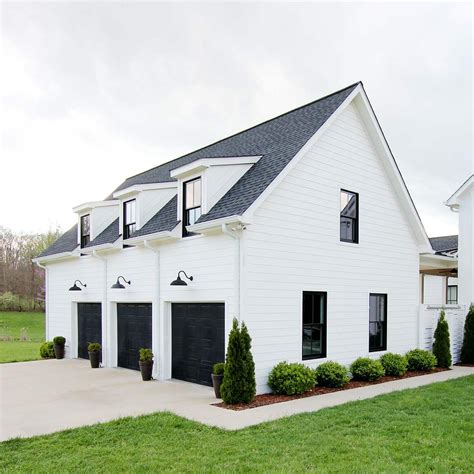 Plan 62335dj 3 Car Garage With Apartment And Deck Above Artofit