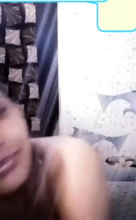 Cute Nursing Girl Naked Bathing Video
