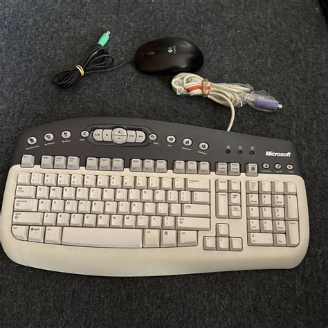 Microsoft Multimedia Keyboard 1 0a Ps 2 Port Logitech Mouse Ps 2 Port Retro Unit