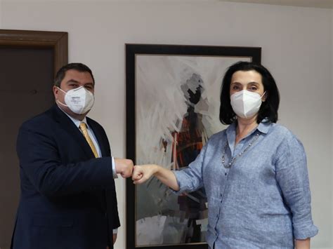 МИНИСТЕРОТ ЗА ПРАВДА БОЈАН МАРИЧИЌ СЕ СРЕТНА СО ДИРЕКТОРКАТА НА АКАДЕМИЈАТА ЗА СУДИИ И ЈАВНИ