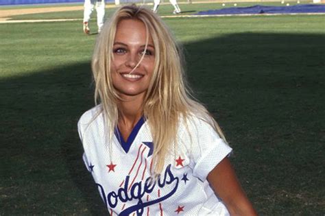 Love Pamela All The Details About Pamela Anderson S Memoir