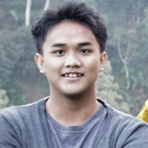 Muhammad Febrian RIZKY RAMADHAN Staff Bachelor Of Applied Science Statistics Indonesia