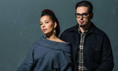 Rhiannon Giddens The Singer Who Is Officially A Genius The Courier