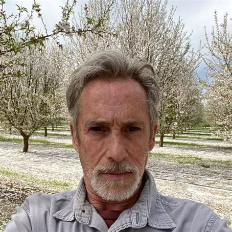 Thomas Moore Thomas4883moore • Threads Say More