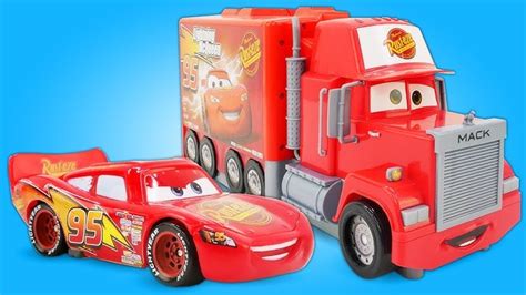 Disney Pixar Cars Lightning Mcqueen And Mack