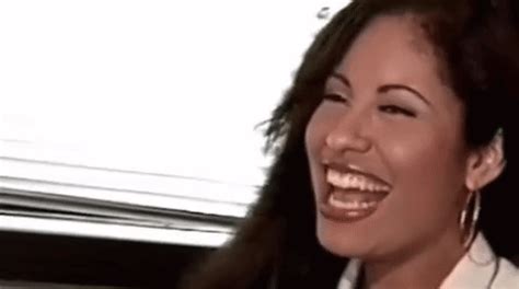 Bustismedia Selena Gif Bustismedia Selena Selena Quintanilla