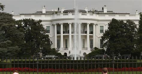 White House Urges Calm After First Confirmed Us Ebola Case Time