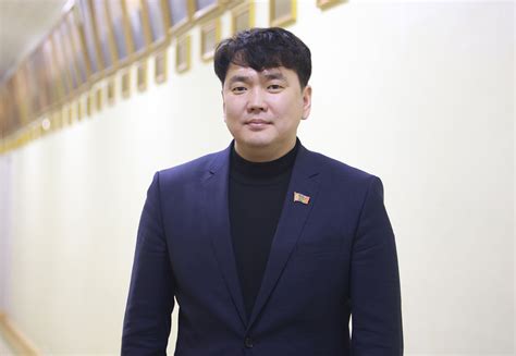 Залуучууд нийгмийн тулгамдаж байгаа асуудлуудад саналаа нэгтгэн Нийслэлийн төсөвт тусгаж