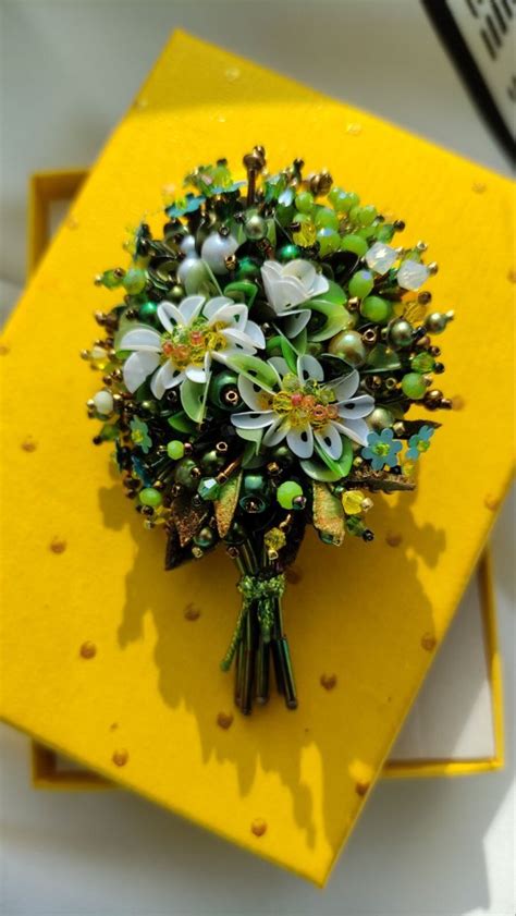 Миниатюрный букетик Украшения Бисер Украшения ручной работы