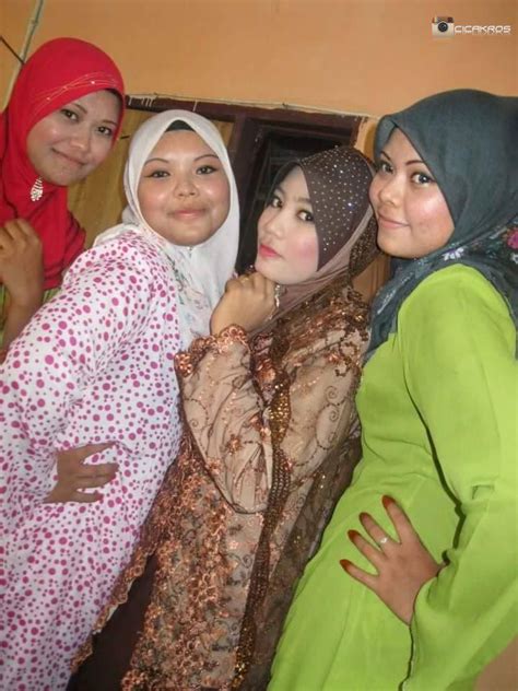 Awek Kuat Kulum Luaskan Kangkang Mu Sayang