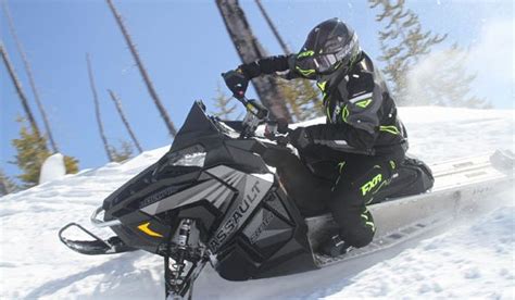 2017 Polaris Switchback Assault First Ride