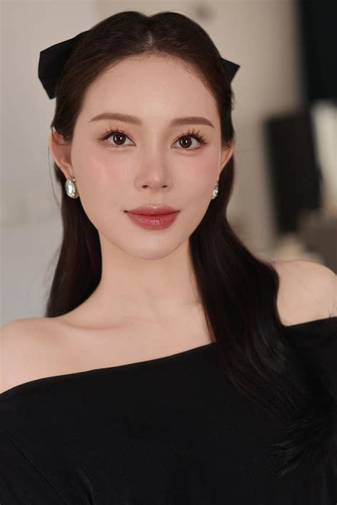 Linh Rin Khoe Visual Cực đỉnh Nhưng Netizen Lại Chú ý Tới Món đồ