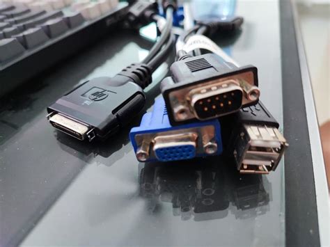 Hp Kvm Suv Cables Computers And Tech Parts And Accessories Cables And Adaptors On Carousell