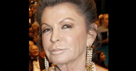 Това са 10 те най богати жени в света и само една е спечелила САМА парите си ето как са