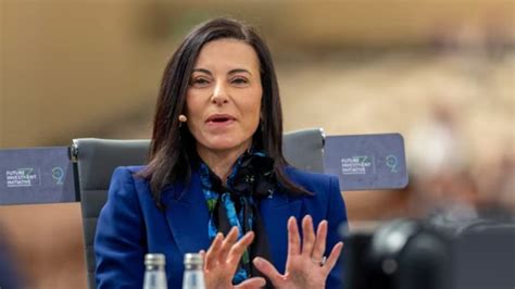 Meet Dina Powell Mccormick New Meta President And Vice Chairman Who