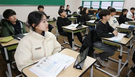 마스크 안 쓰면 민폐였는데 눈치 보여학부모도 교사도 고민 파이낸셜뉴스