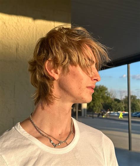 17 Stylish Angular Fringe Haircuts For Men Alpha Vibe