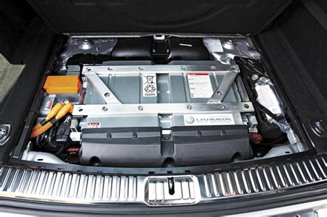 Volkswagen Touareg Hybrid Is A High Speed Hybrid Torque