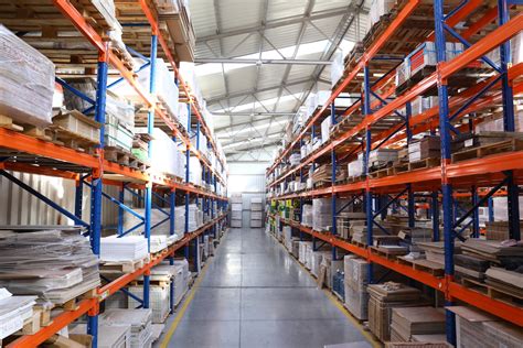 Стелажи и рафтове за складове Ай Ракинг ООД