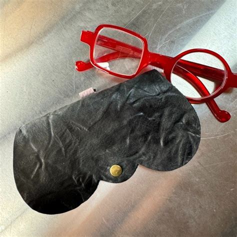 Pyckd Plain Eye Glasses Case