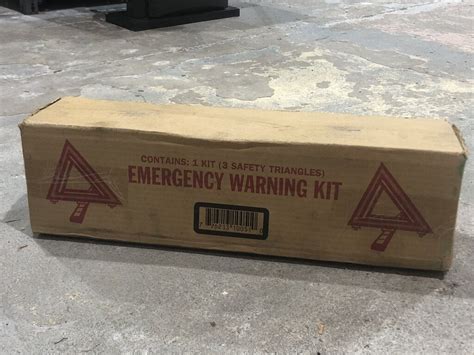 Emergency Warning Triangle Kit Tool Consignment®