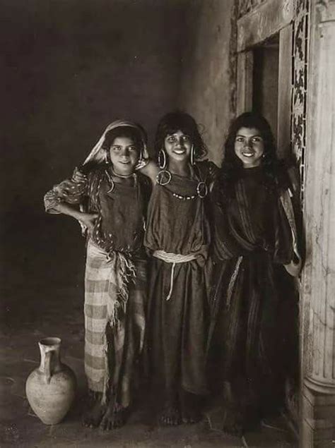 Pin By Mark Leen On History Nude Photograph Old Photography
