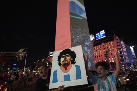 거리에 온통 메시뿐 아르헨티나 수도 현장 포착