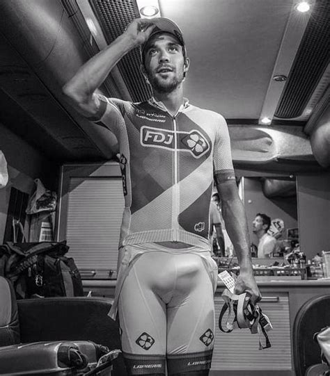 Photo Lycra And Cycling Gear Lpsg
