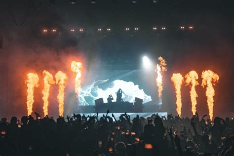 Pyrotechnie Et Lasers Pour Subtronics Bp Arts Média
