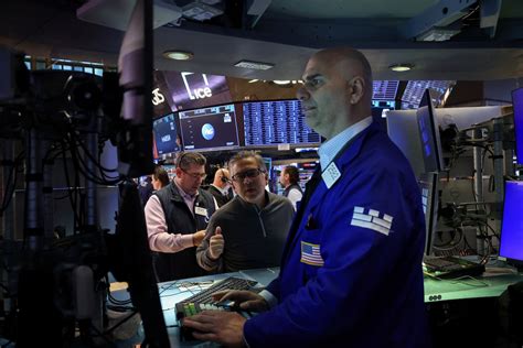 Trading Day Sandp 500 Nasdaq Nab All Time Closing Highs Buoyed By