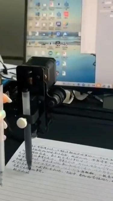 Writing Robot👏👏 Latest Tech Gadgets Laptop Screen Cool Inventions