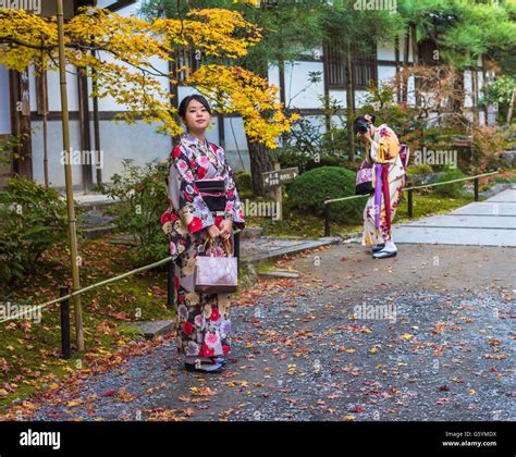 Filles Japonaises Banque D Image Et Photos Alamy