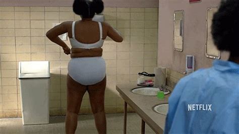 Orange Is The New Black Shower Scene 