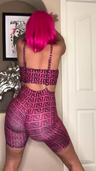 Red Rose La Cubana Twerking Red Rose Cubana