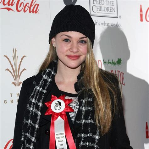 ‘the Young And The Restless Star Hayley Erin Talks Rejoining The Newmans