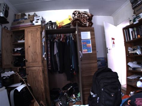 Simple Image Stitching Issue Using Opencv And Python Stack Overflow