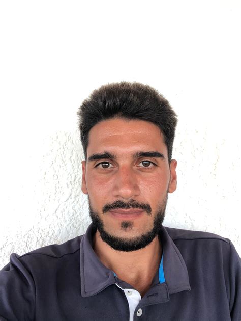 Iskander Gazzah Medium