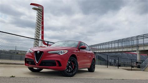 Alfa Romeo C Suv