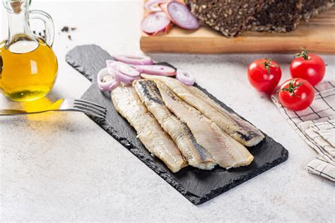 Сельдь филе в масле, вес с бесплатной доставкой на дом из «ВкусВилл ...