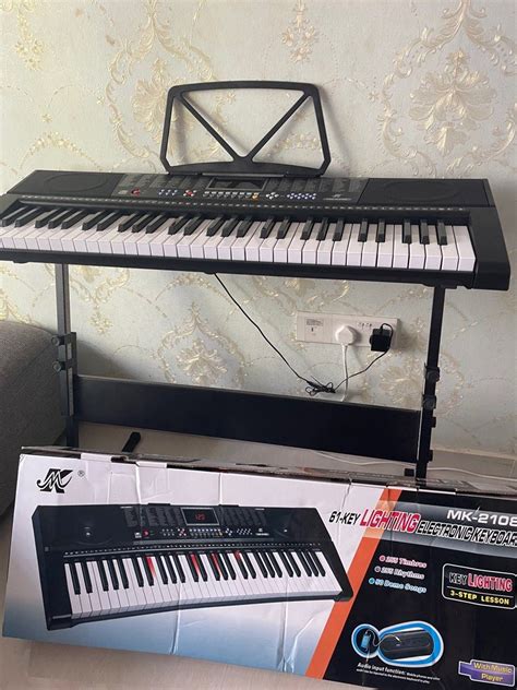 61 Keys Electronic Light Up Keyboard Hobbies And Toys Music And Media Musical Instruments On