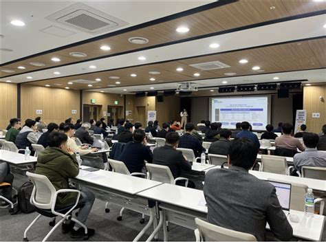 경기창조경제혁신센터 ‘2024년 기후테크 스타트업 육성사업‘ 사업설명회로 기후테크 스타트업 육성 박차 오는 22일까지 참여기업 모집 세상을 바라보는 열린